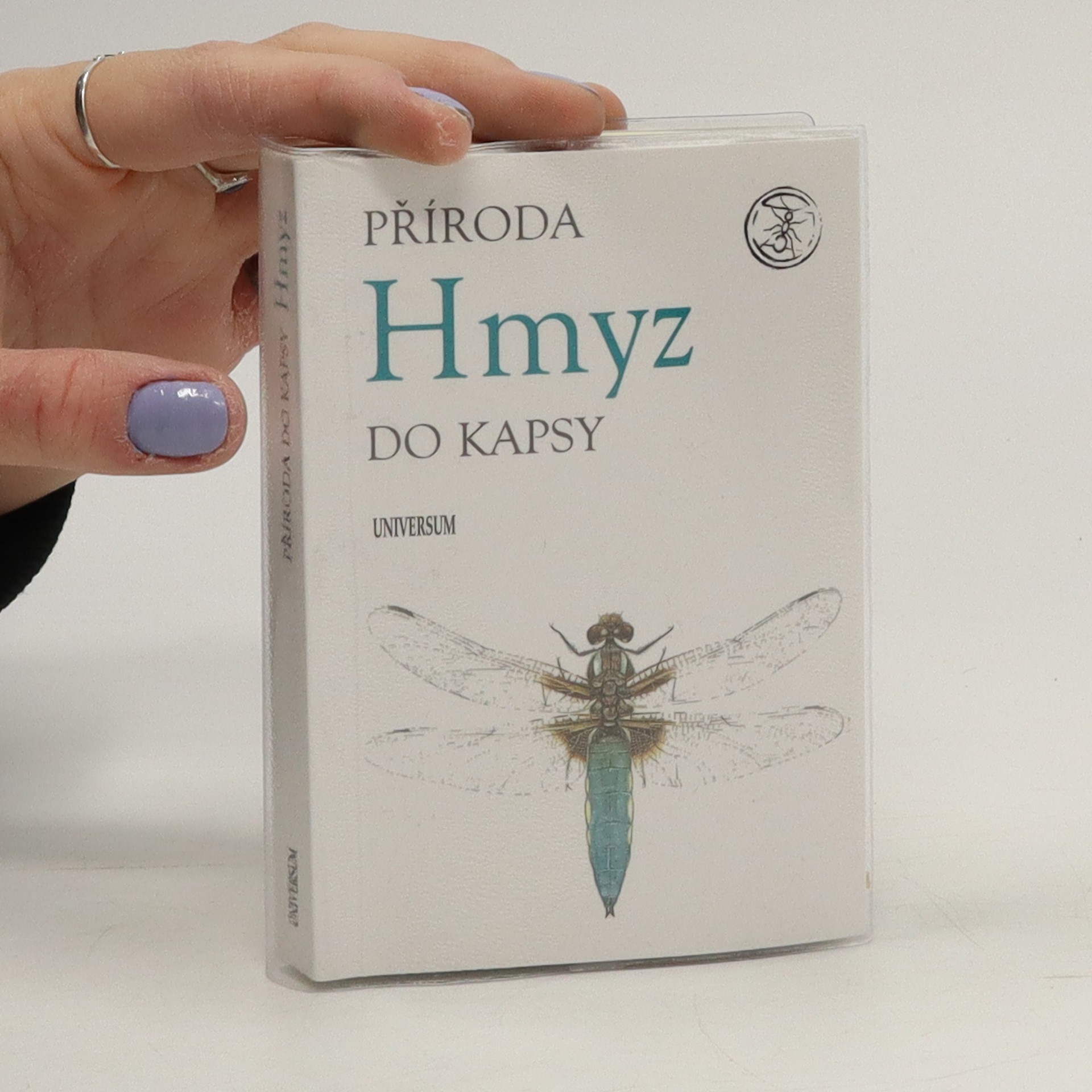 Hmyz : příroda do kapsy - kolektiv - knihobot.cz