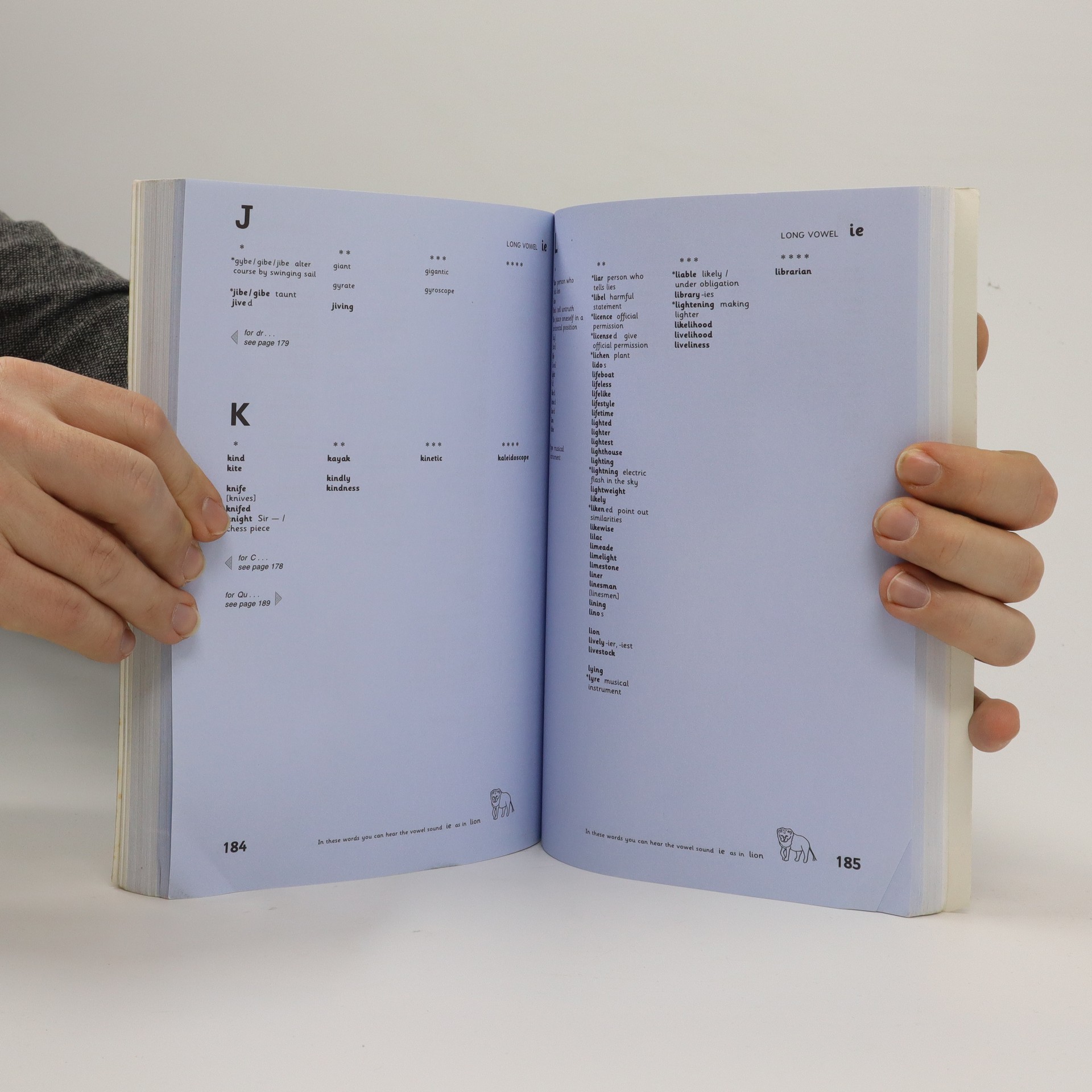 ACE Spelling Dictionary - Moseley, David - knihobot.cz