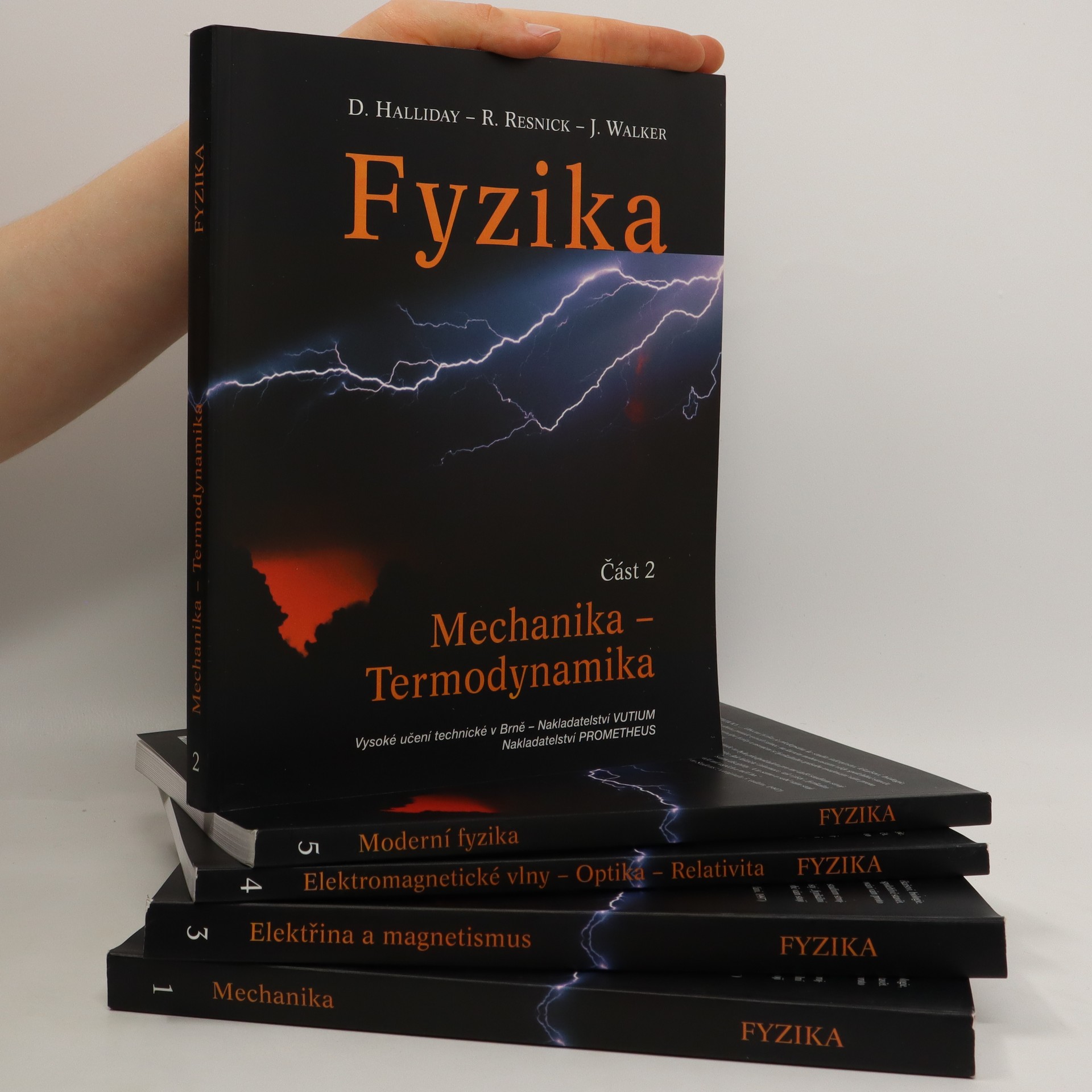 Fyzika: vysokoškolská učebnice (5 svazků)